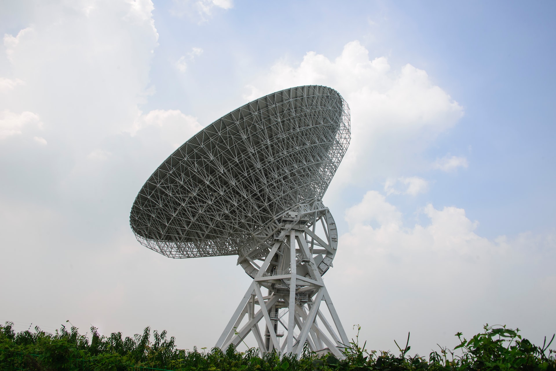 Ученые нашли магнитное поле в экзопланете YZ Ceti b - новости Украины ...